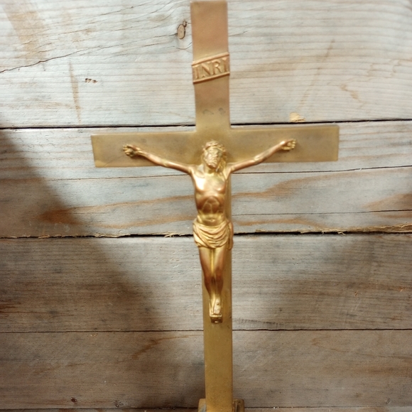 Unique Vintage | Accents | Vintage Standing Metal Crucifix Tabletop ...